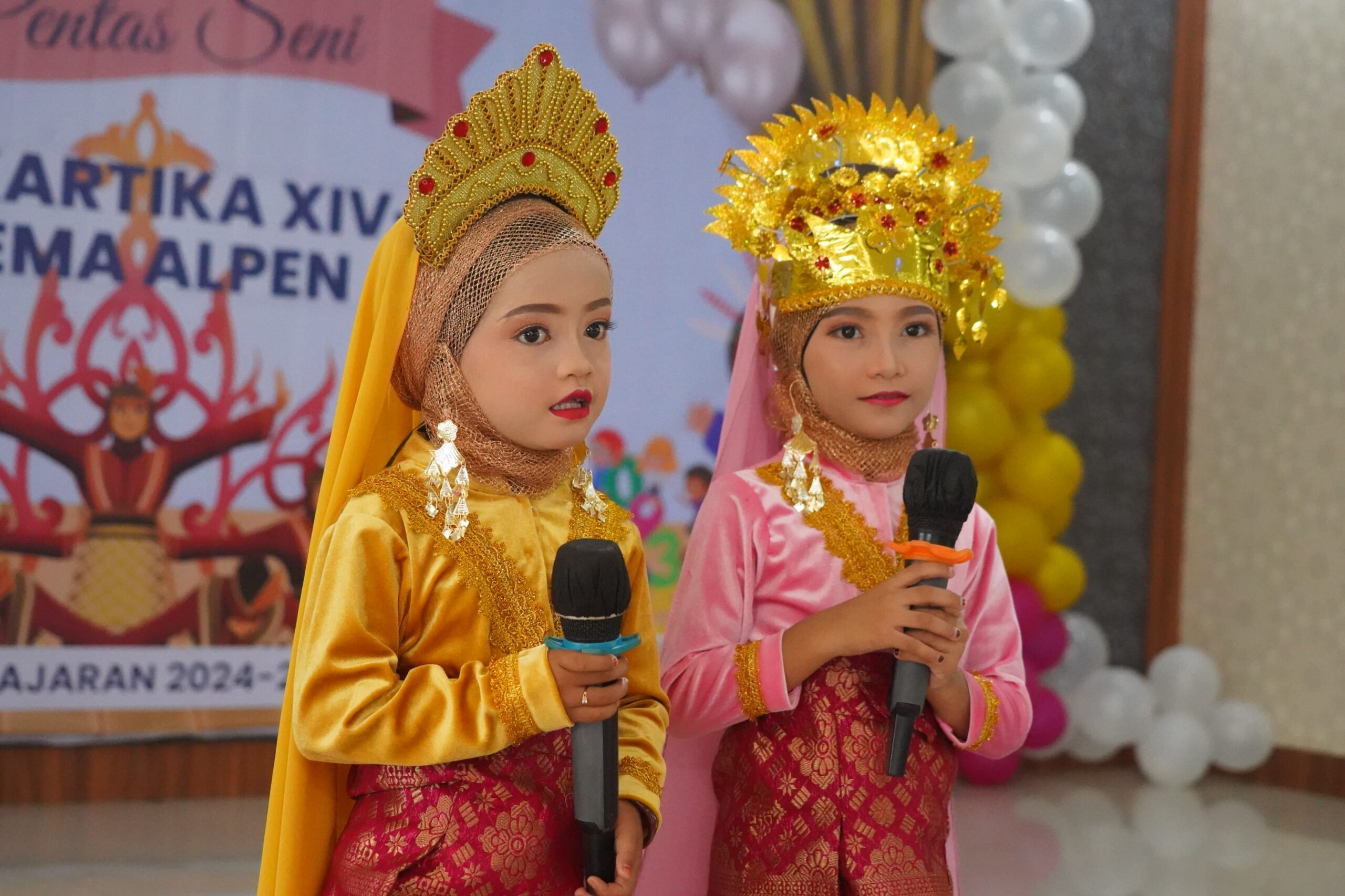 Pentas Seni dan Pelepasan PAUD Kartika XIV-25 Gema Alpen Meriahkan Aula ...