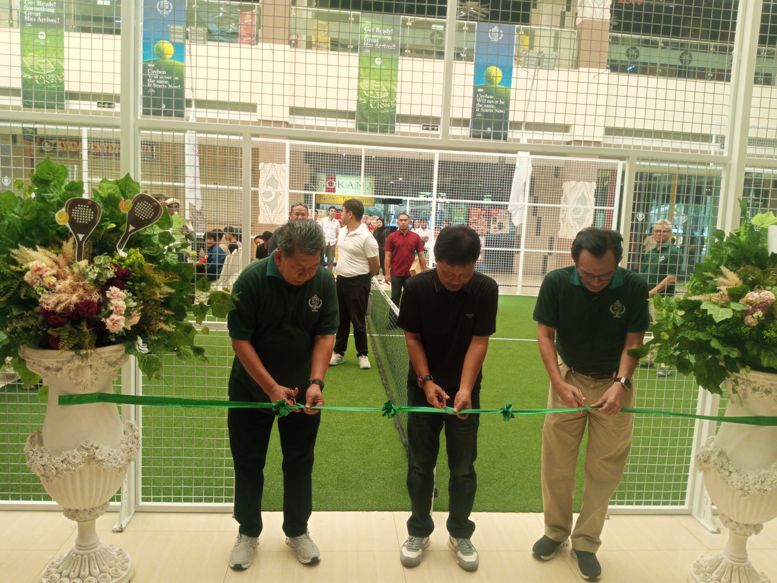 Padel Pertama di Cirebon Resmi Dibuka, Hadir di Grage City Mall ...